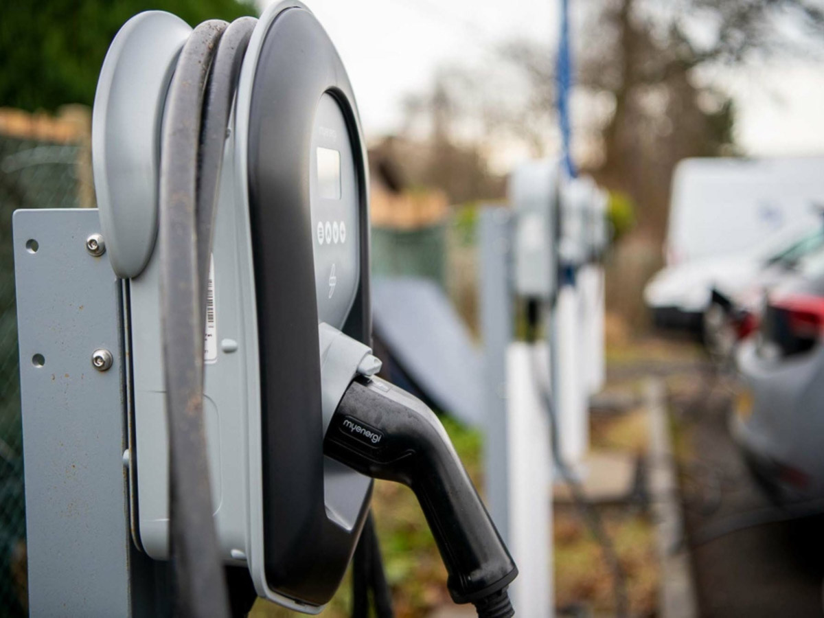 Plan to add 24,000 public EV charge points by 2030 | Scottish Construction Now
